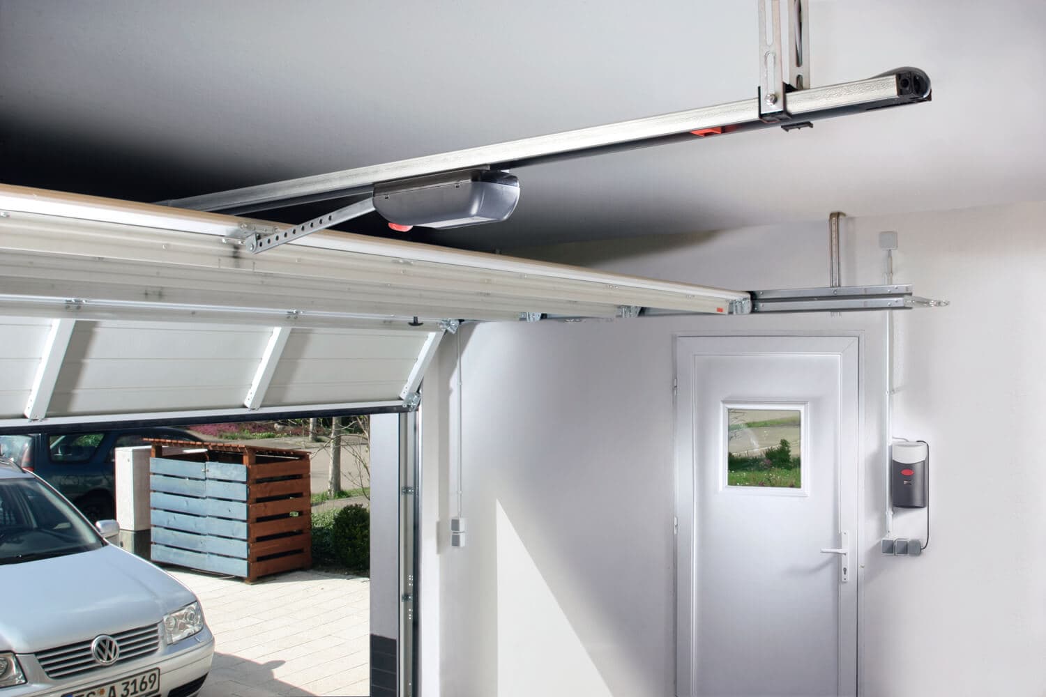 Motoriser une porte de garage : confort réel, choix techniques et ...